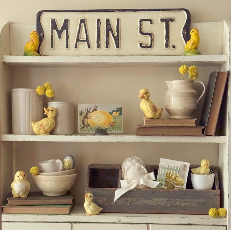 35 Vintage Spring Decor Ideas to Bring Timeless Charm and Freshness to ...