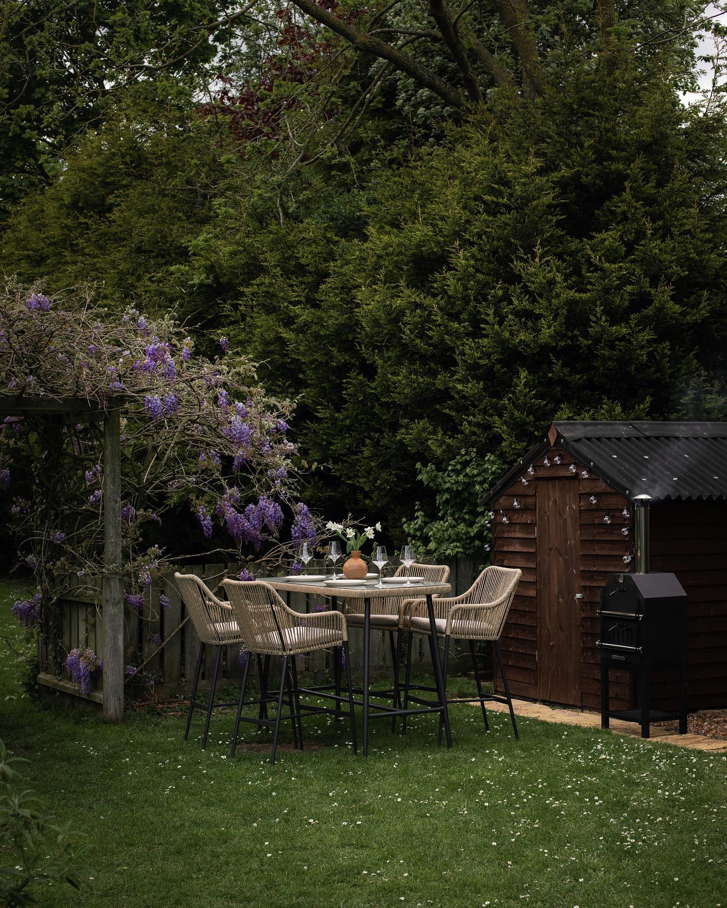 25 Garden Party Decorations: Creative Ideas for Magical Outdoor ...