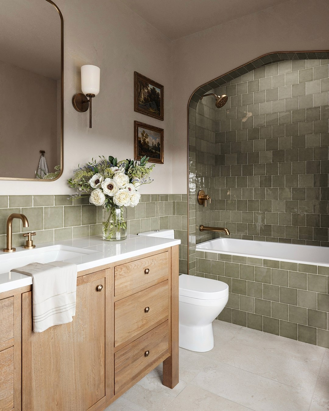 25 Green Tile Bathroom Ideas for a Stylish and Functional Space ...