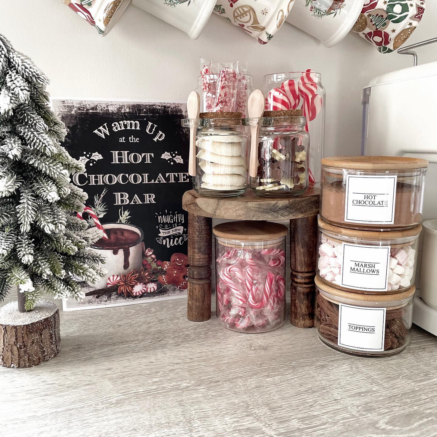 34 Hot Chocolate Bar Ideas to Warm Up Your Winter Gatherings: DIY ...