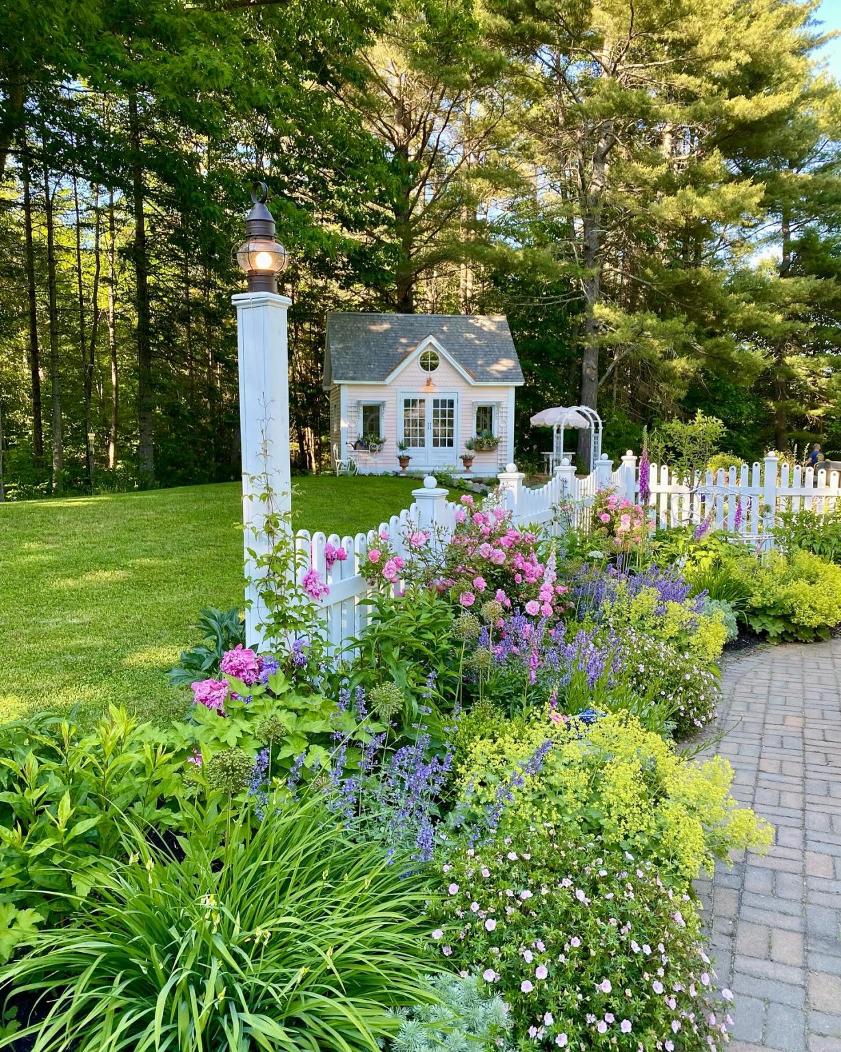 35 English Cottage Garden Ideas: Transform Your Outdoor Space into a ...