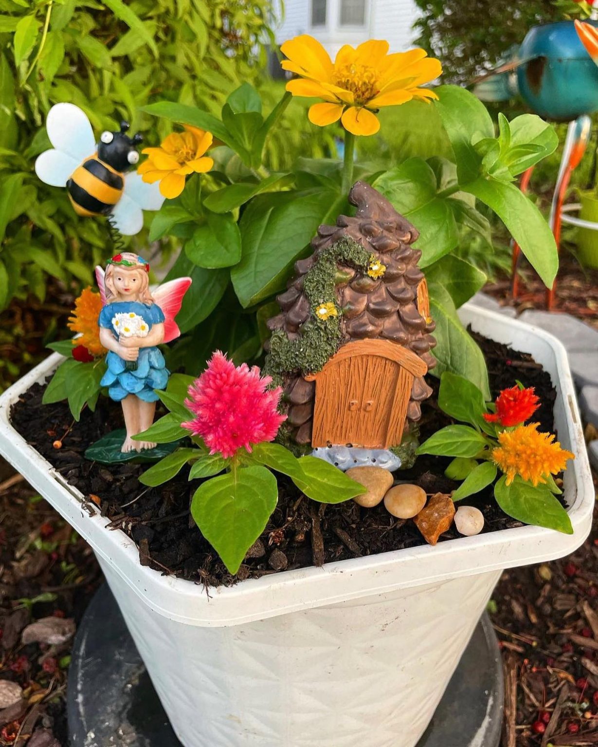 35 Fairy Garden Ideas to Transform Your Backyard into an Enchanted ...