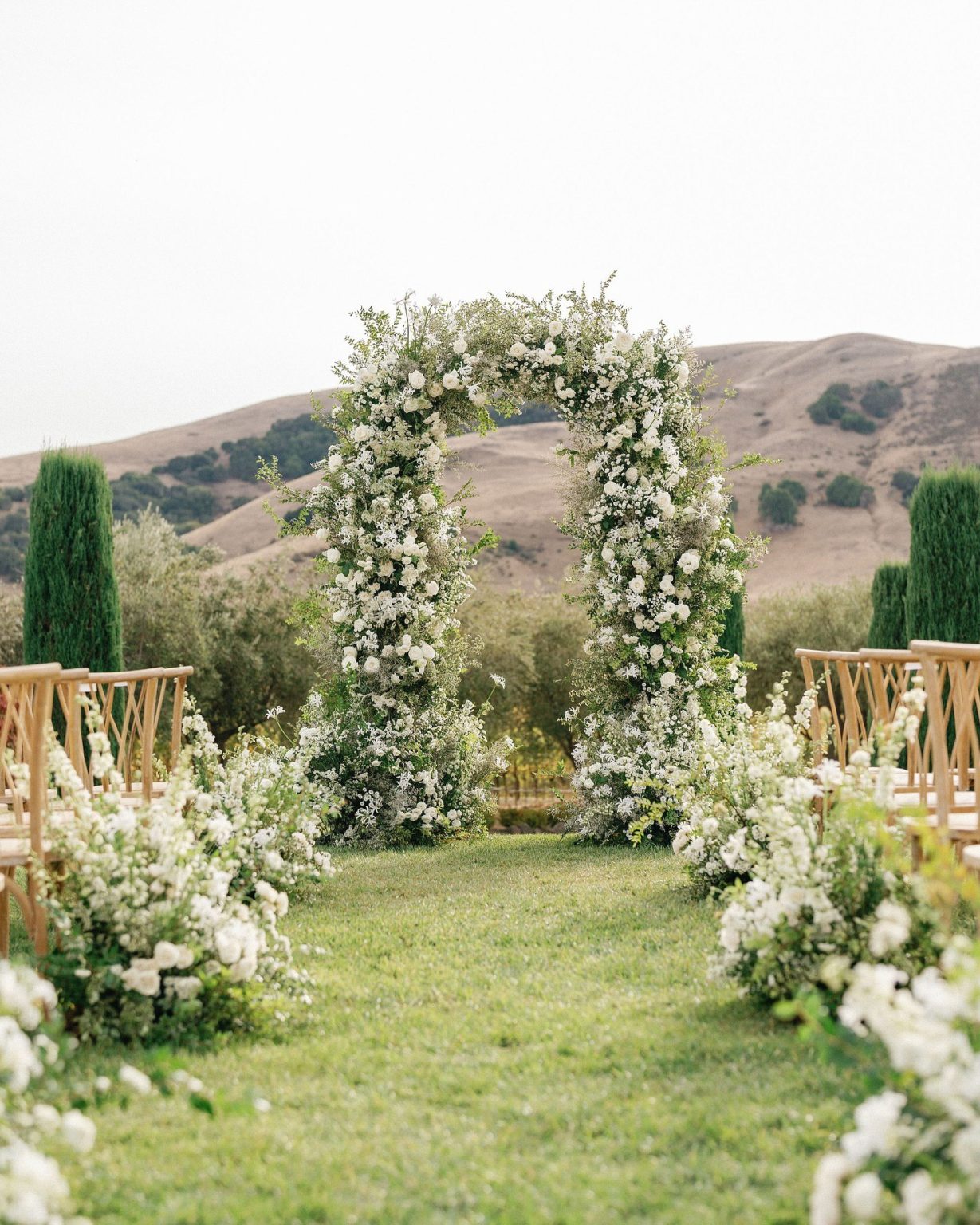 25 Whimsical Garden Wedding Ideas to Create Your Dream Romantic ...