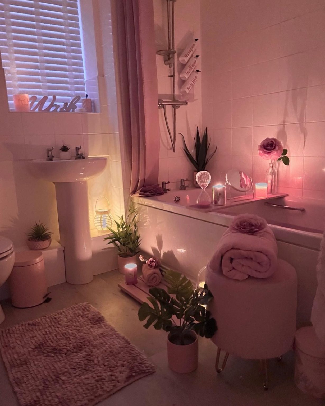 25 Girly Bathroom Ideas to Transform Your Space with Pink, Chic, and ...