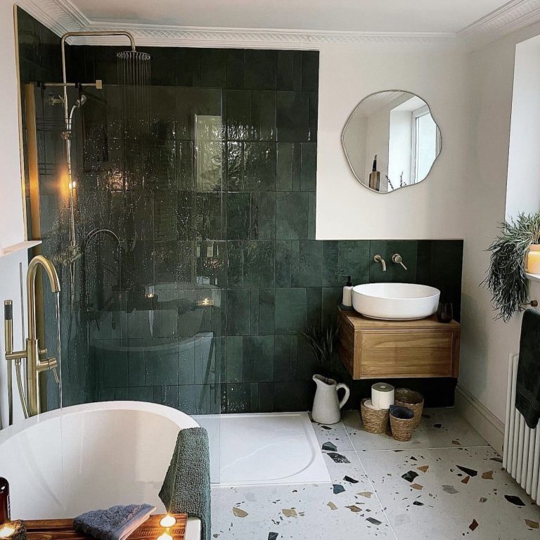 25 Green Tile Bathroom Ideas for a Stylish and Functional Space ...