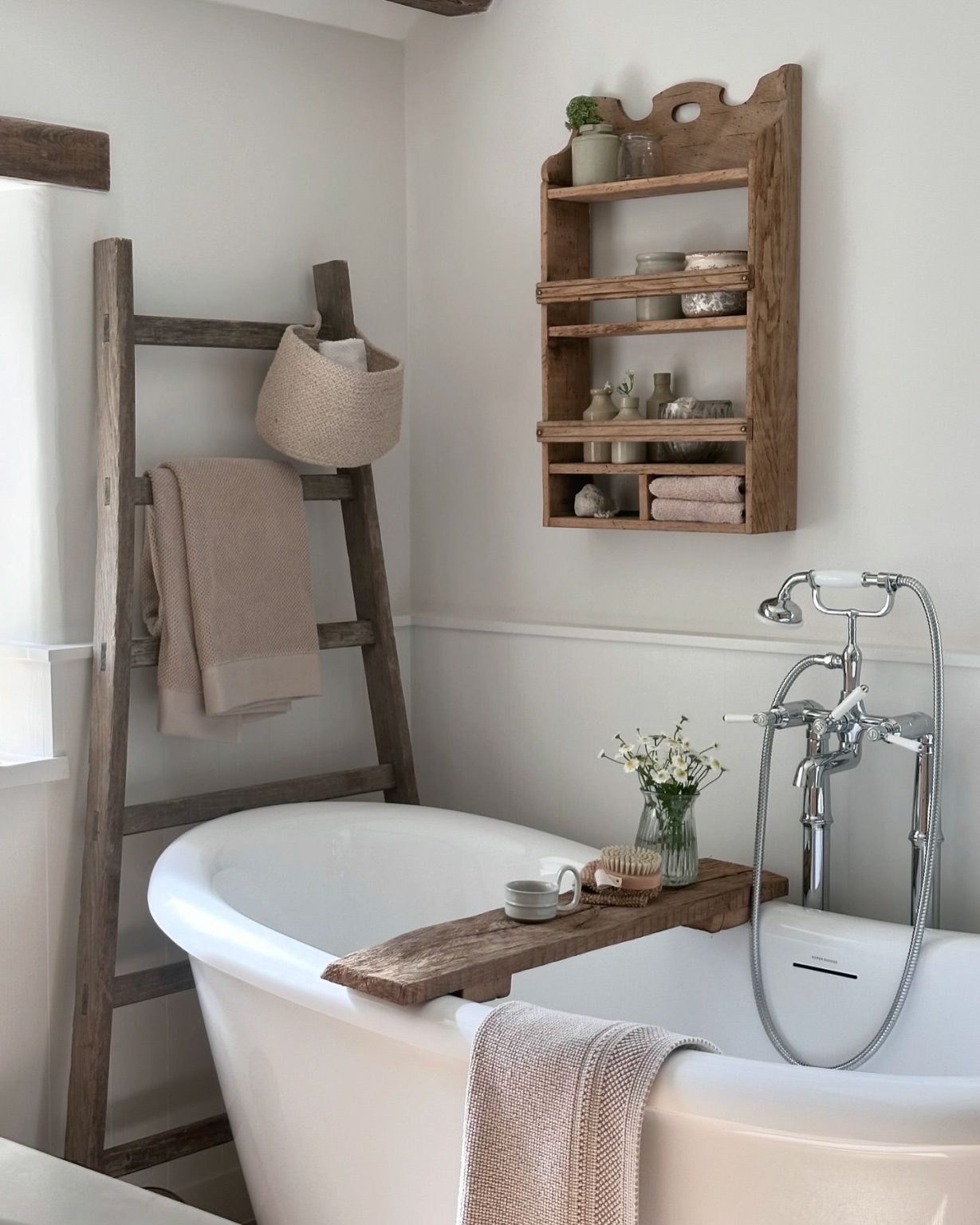 30 Bathroom Shelf Decor Ideas to Elevate Your Space: Modern, Rustic ...