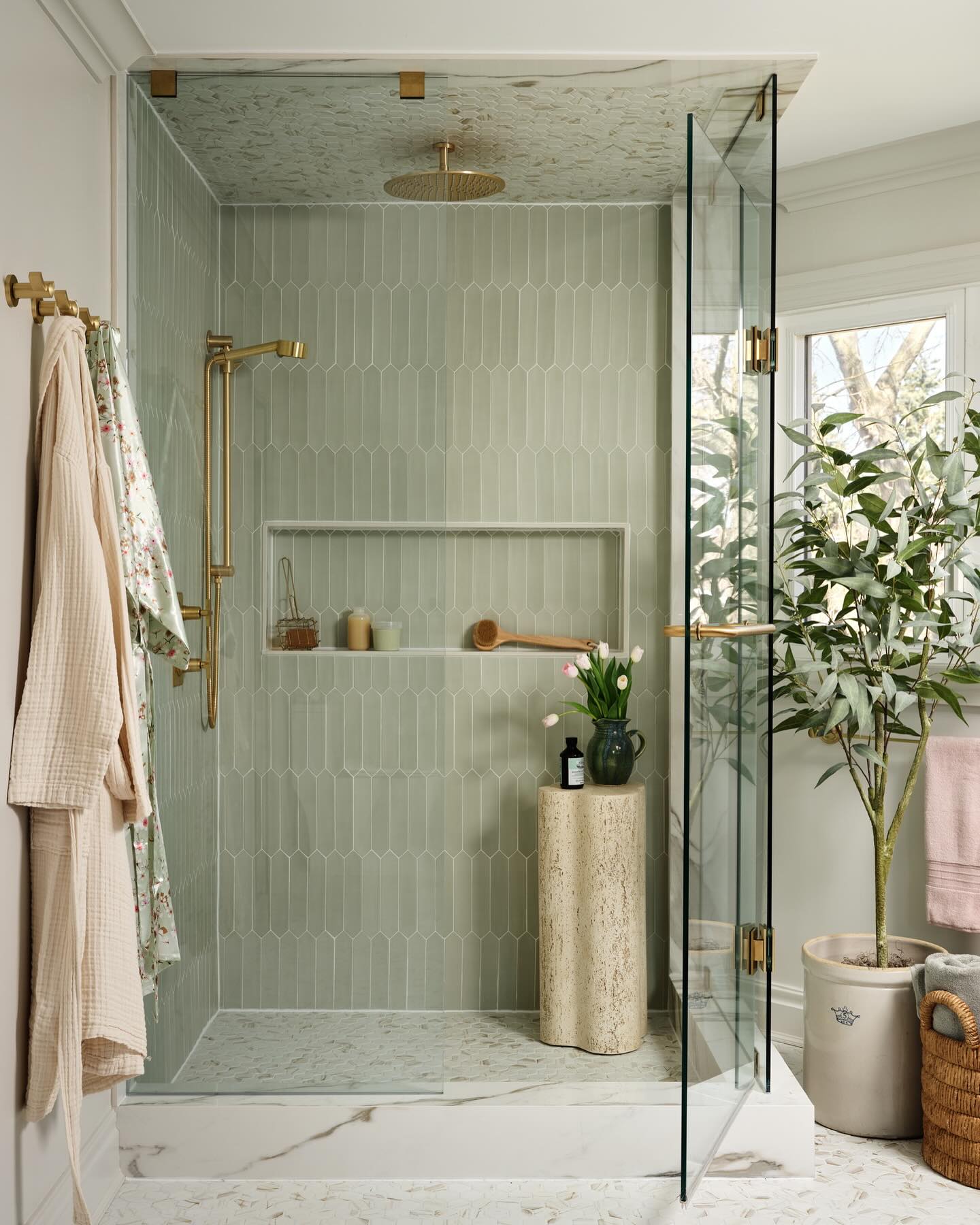25 Shower Tile Ideas: Stunning Designs for Modern, Vintage, and ...