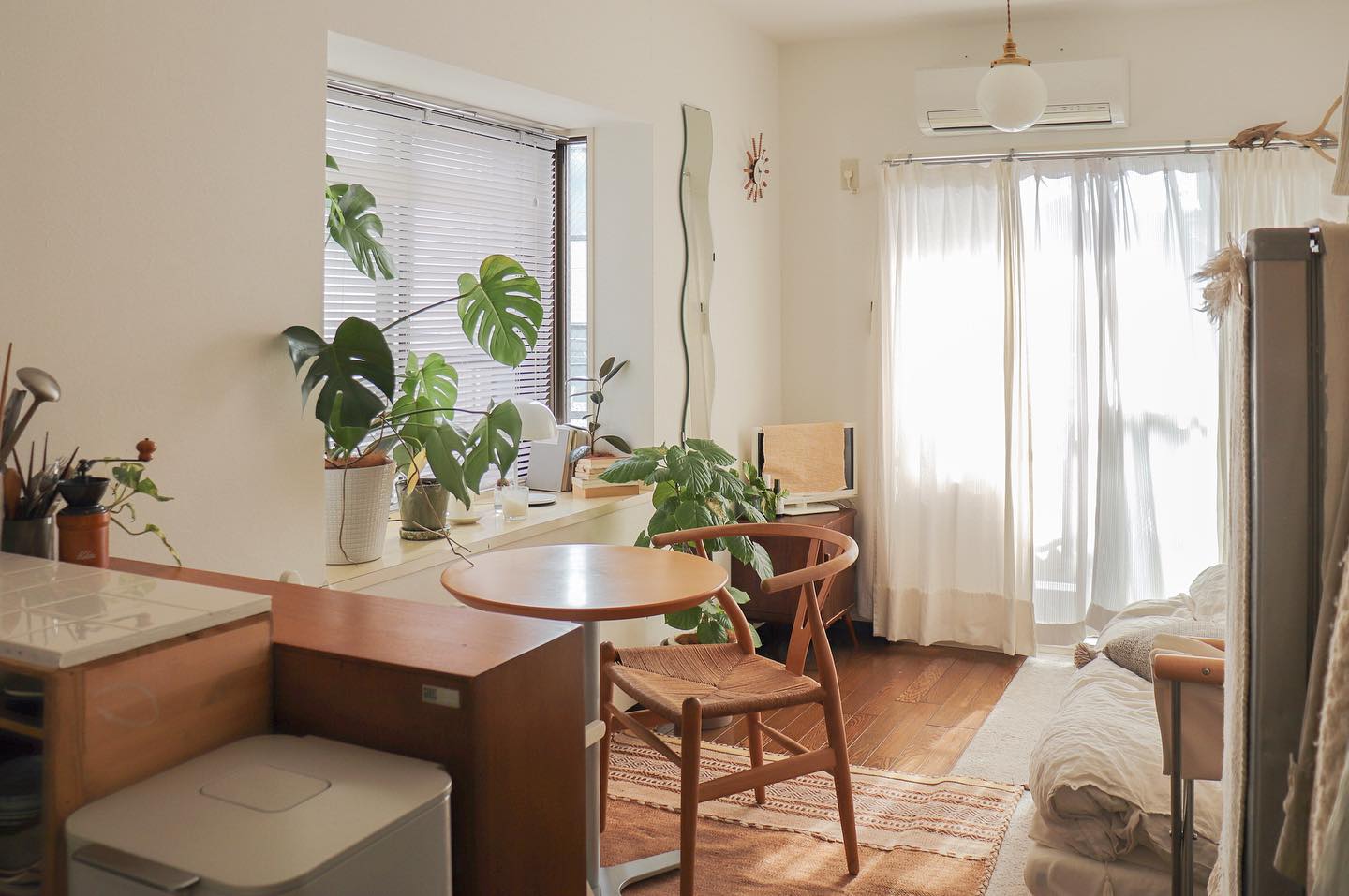 25 Tiny Apartment Ideas: Stylish and Cozy Solutions for Small Spaces ...