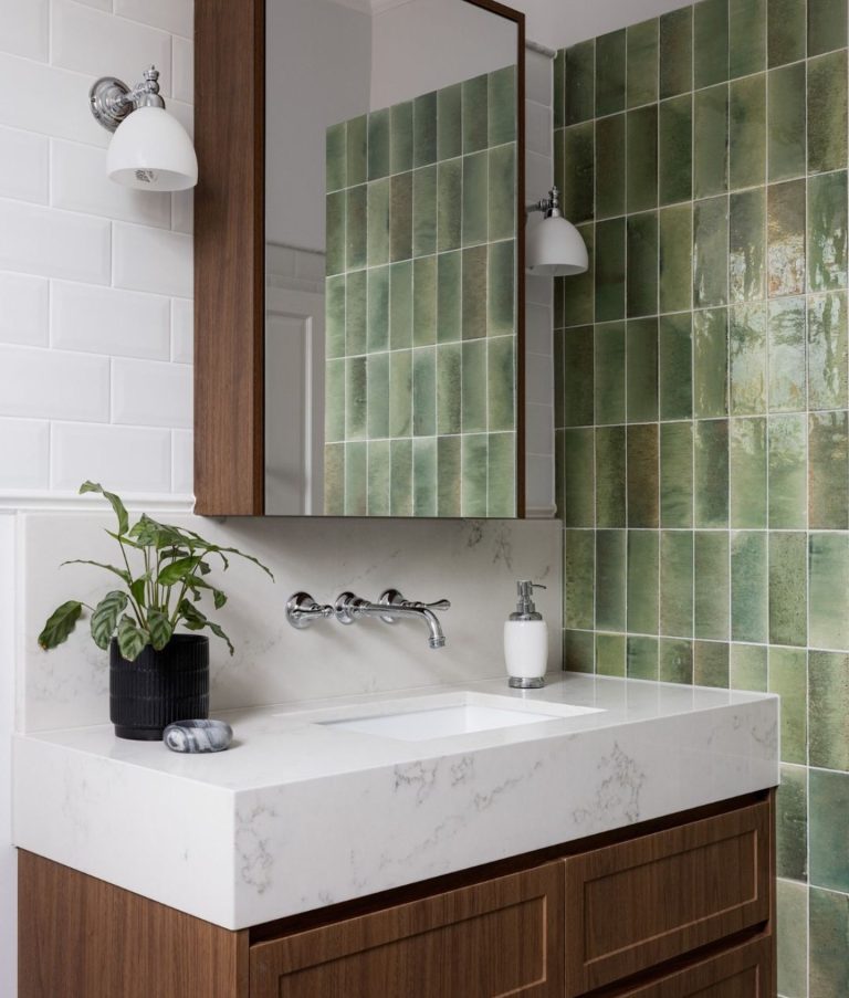 25 Green Tile Bathroom Ideas for a Stylish and Functional Space ...