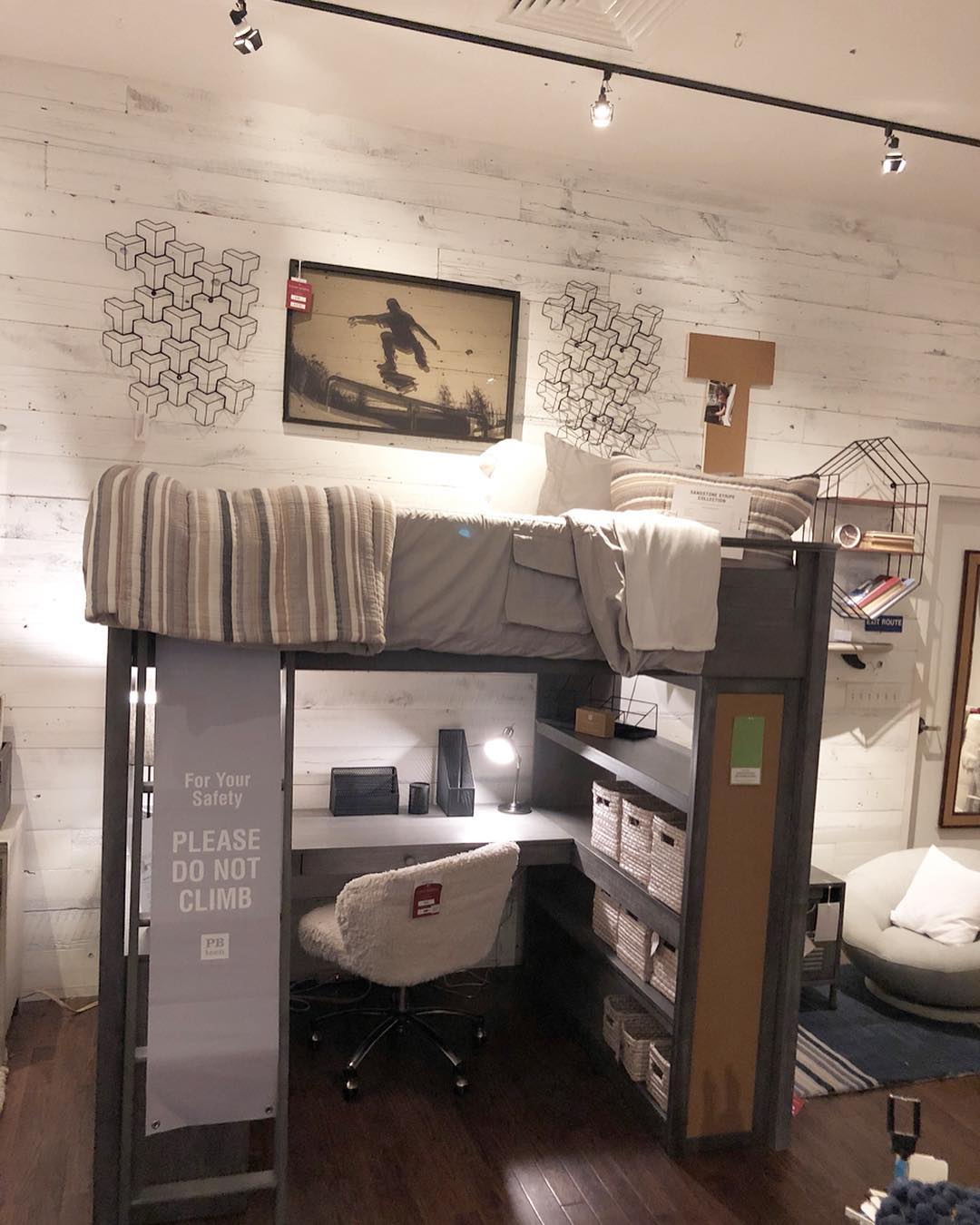 35 College Dorm Room Ideas to Transform Your Space: Cozy, Aesthetic ...