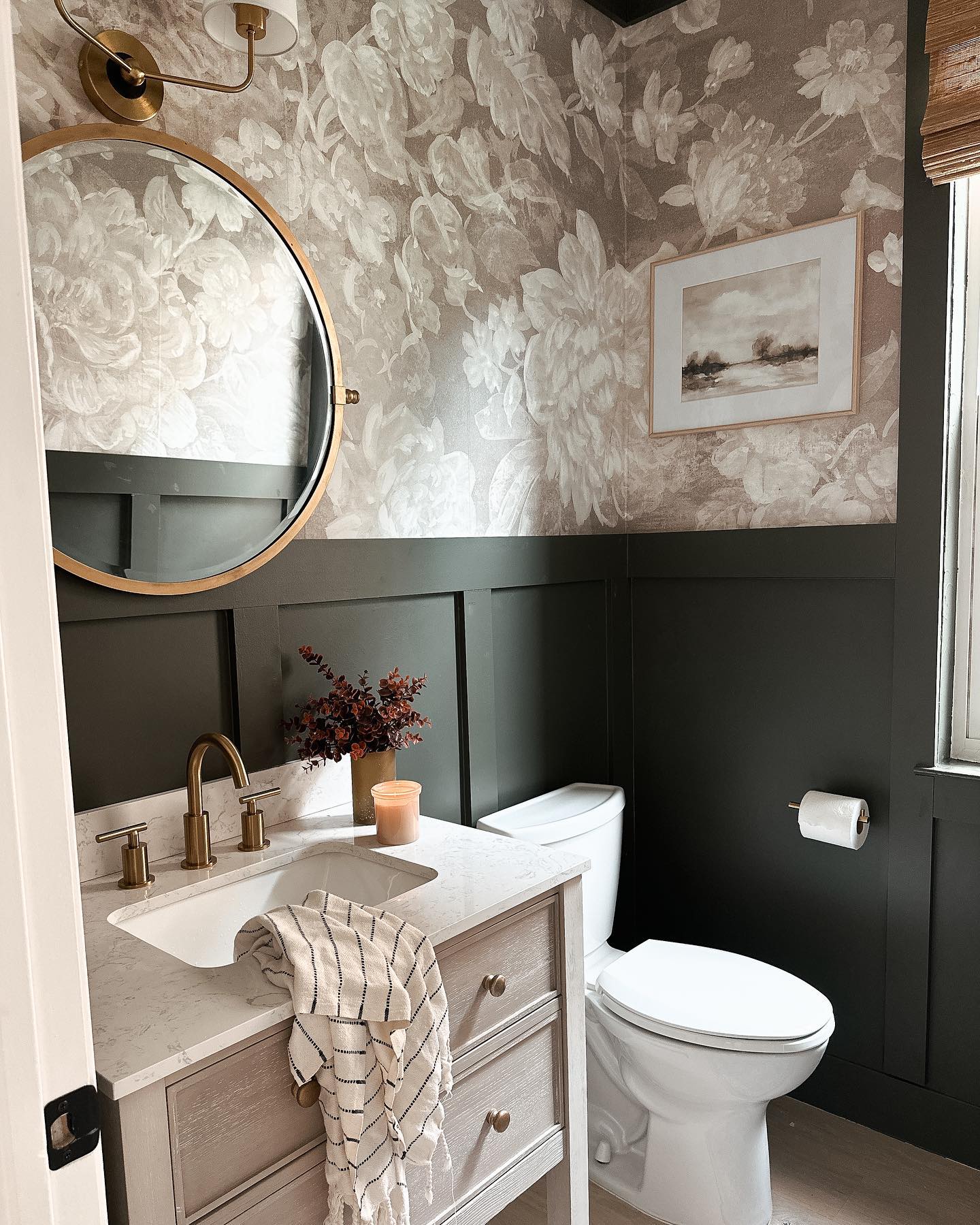 30 Powder Bathroom Ideas That Blend Luxe, Modern, and Classic Styles ...