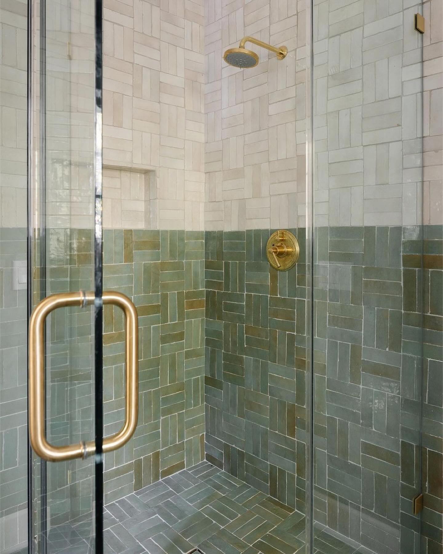 25 Shower Tile Ideas: Stunning Designs for Modern, Vintage, and ...