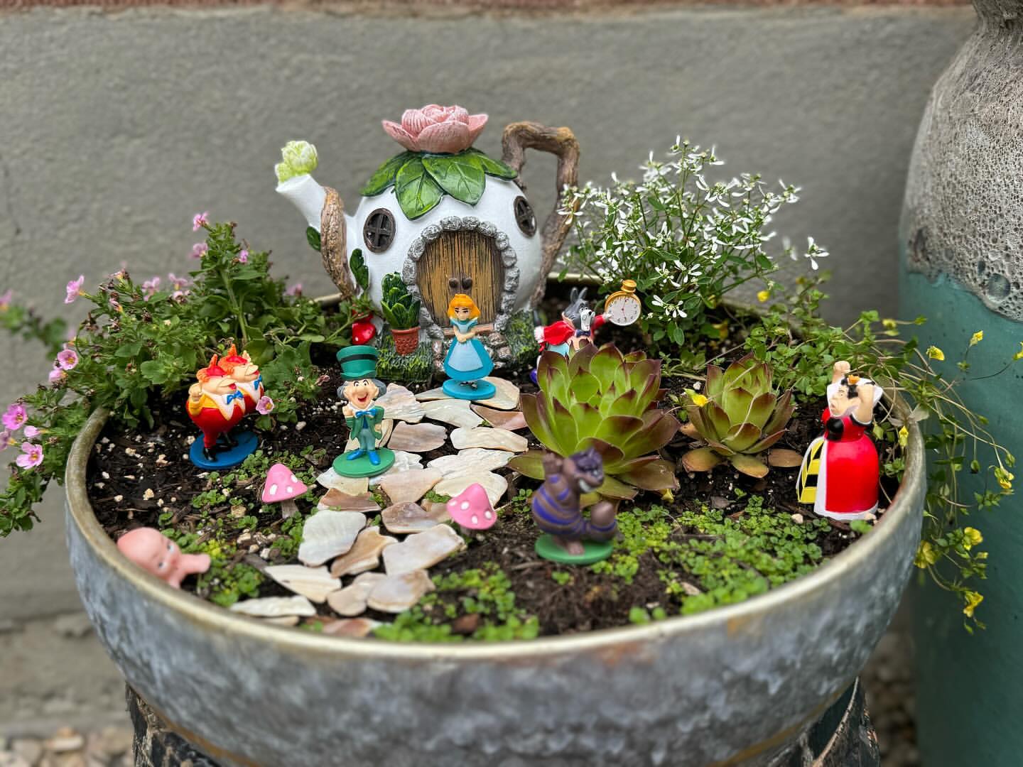 35 Fairy Garden Ideas to Transform Your Backyard into an Enchanted Wonderland - placeideal.com