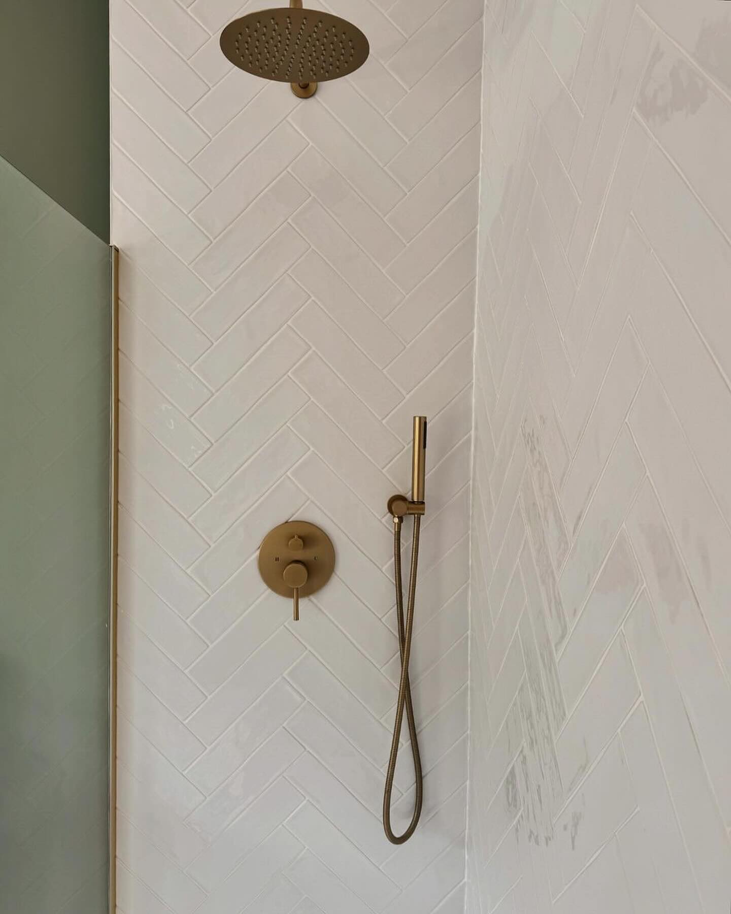 25 Shower Tile Ideas: Stunning Designs for Modern, Vintage, and ...