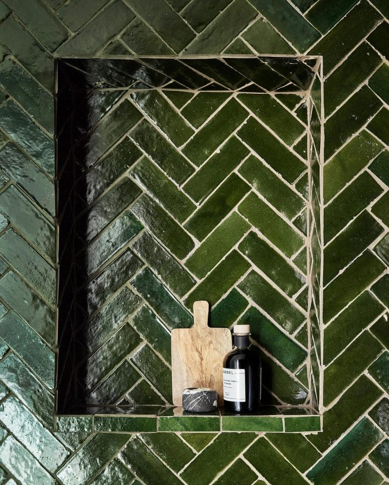 25 Green Tile Bathroom Ideas for a Stylish and Functional Space ...