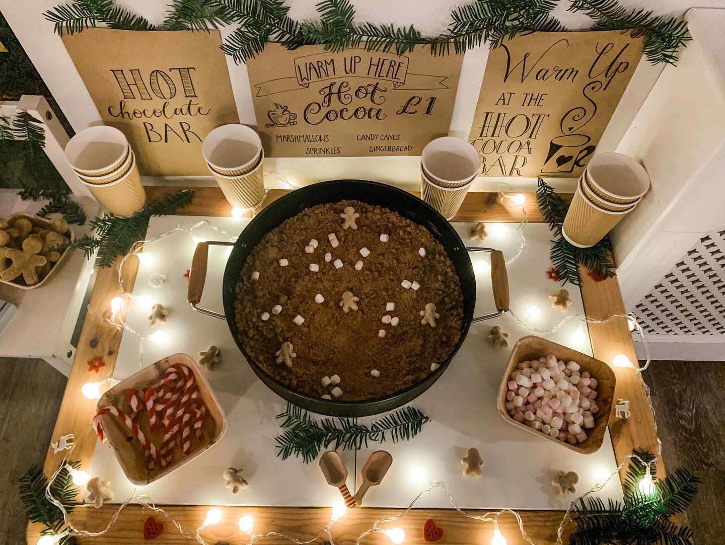 34 Hot Chocolate Bar Ideas to Warm Up Your Winter Gatherings: DIY ...