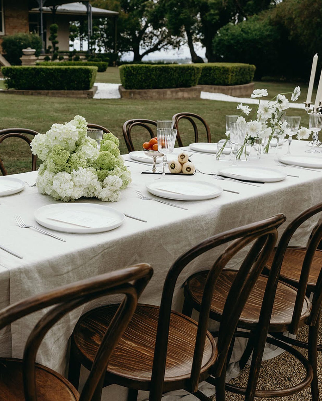 25 Simple Wedding Table Decor Ideas to Make Your Big Day Elegant and ...