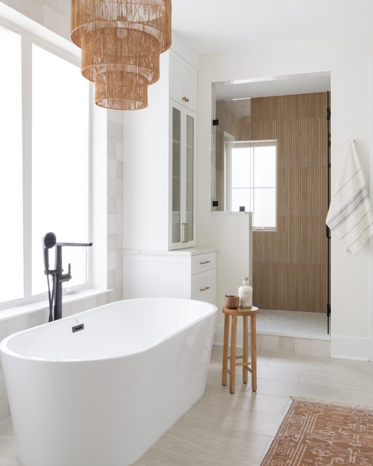 25 Small Full Bathroom Ideas: Stylish Designs to Transform Tiny Spaces ...