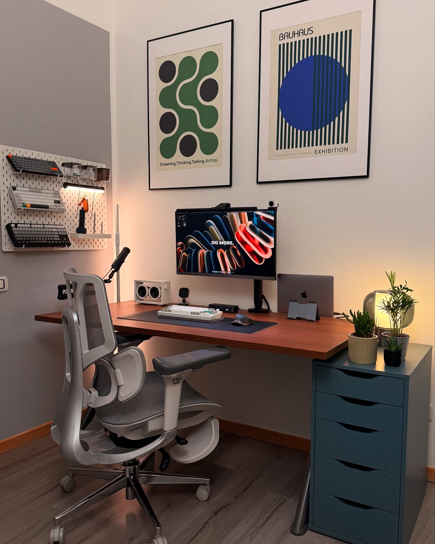 25 Desk Ideas 2025: Stylish and Functional Workspaces for Every Room ...