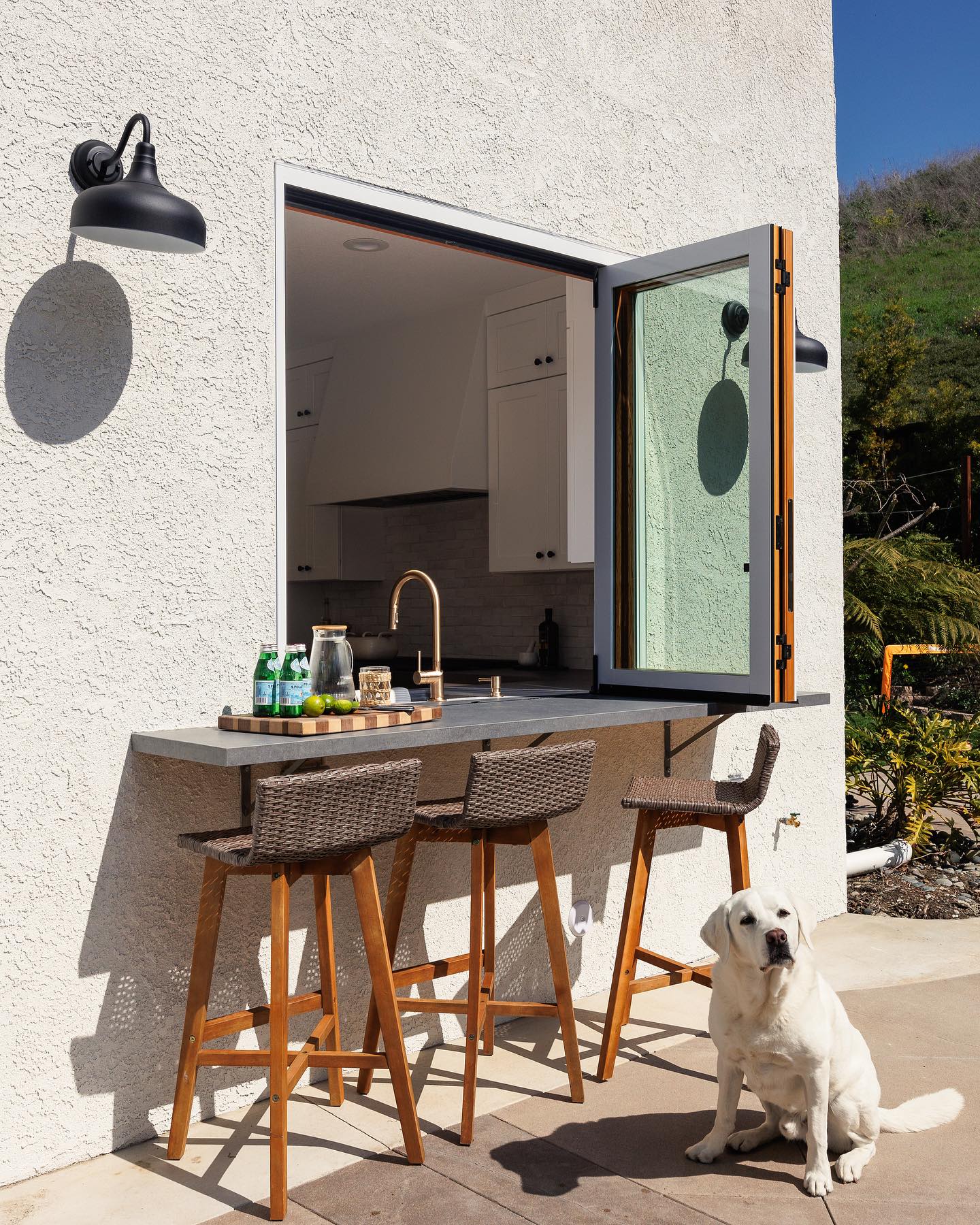 35 Outdoor Patio Bar Ideas 2025: Stunning Backyard Setups for the ...