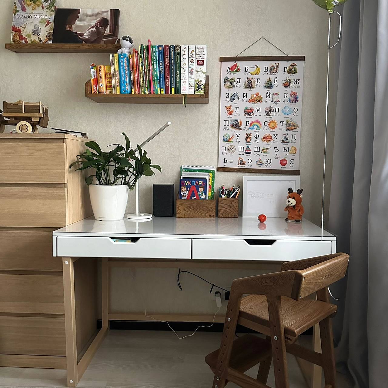 25 Desk Ideas 2025: Stylish and Functional Workspaces for Every Room ...