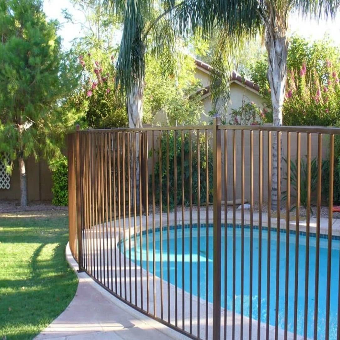 25 Pool Fence Ideas 2025: Stylish and Safe Designs for Every Backyard ...