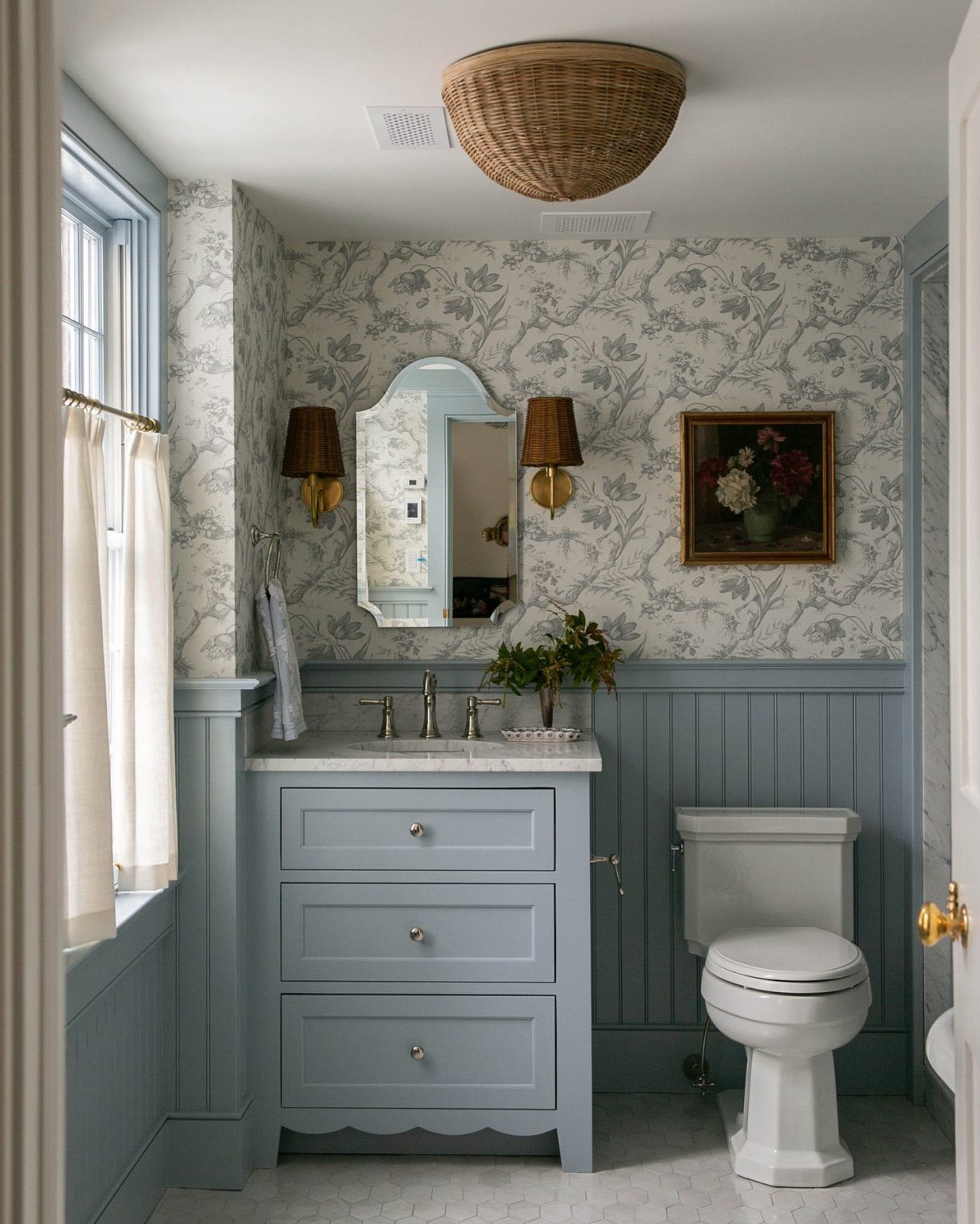 28 Bathroom Paint Colors 2025: Trendy Shades & Ideas to Refresh Your ...