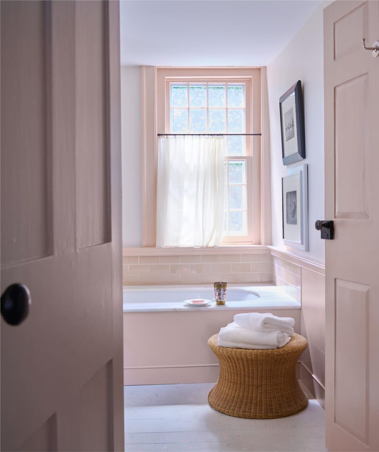 28 Bathroom Paint Colors 2025: Trendy Shades & Ideas to Refresh Your ...