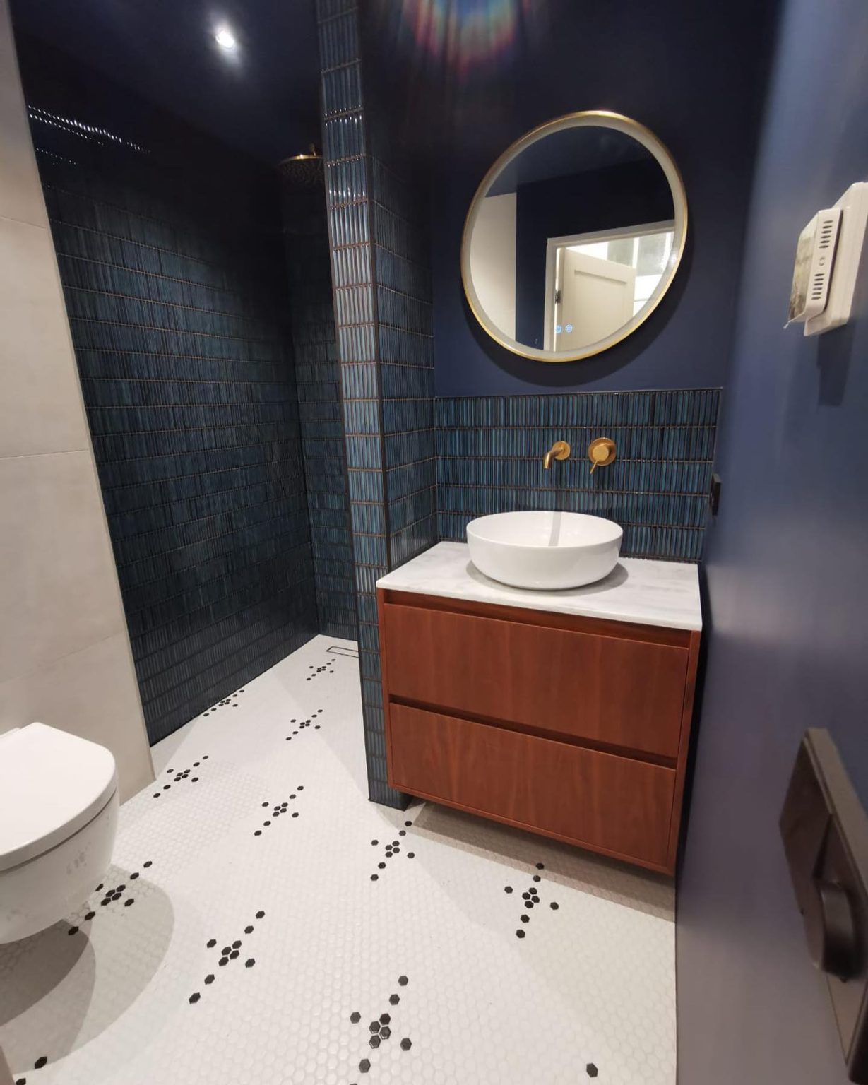 28 Bathroom Paint Colors 2025: Trendy Shades & Ideas to Refresh Your ...