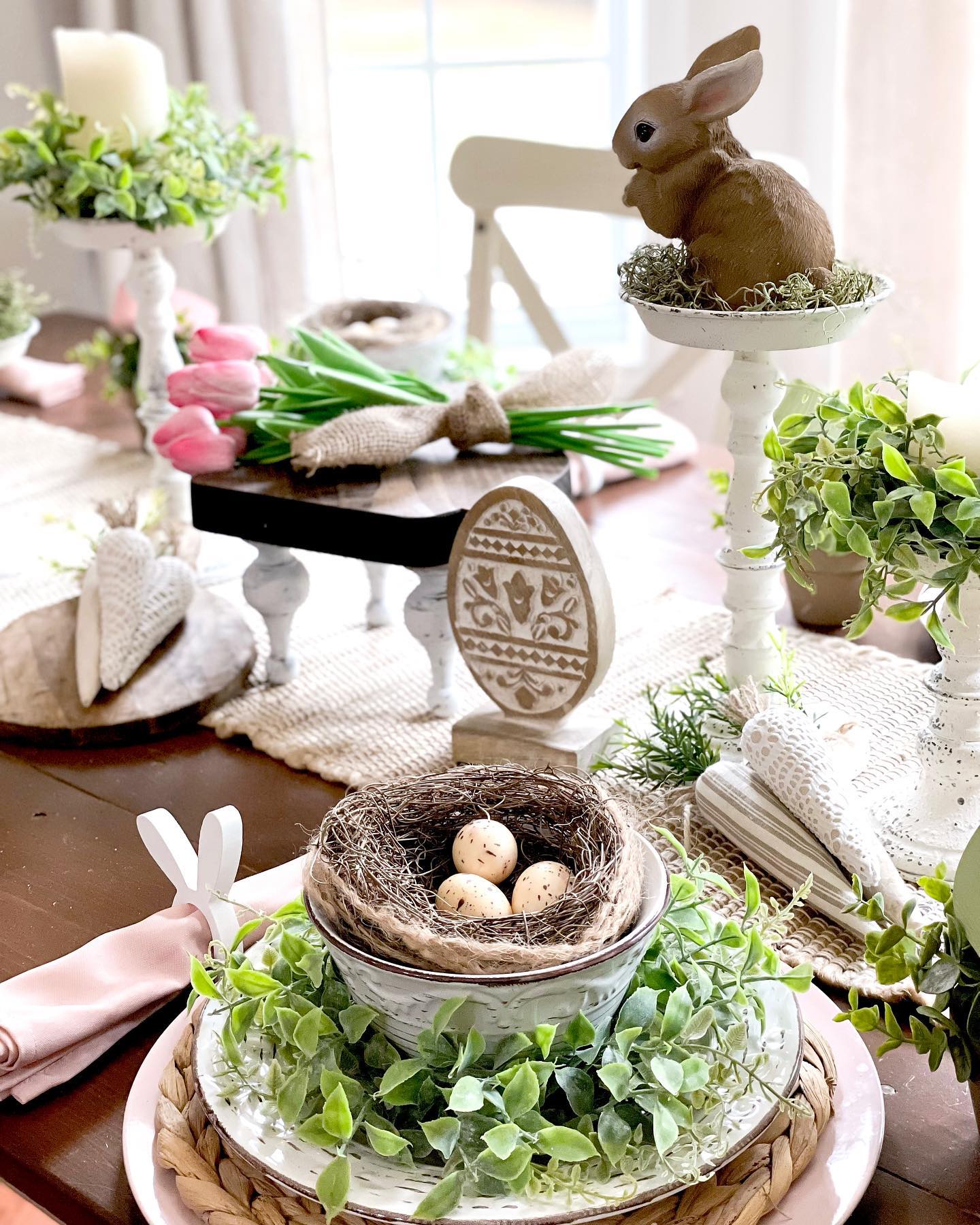 35 Farmhouse Easter Decor 2025 Ideas to Make Your Spring Stylish and ...