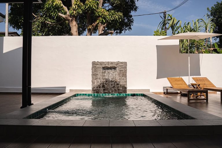 30 Outdoor Pool Area Ideas 2025: Stunning Designs for Every Budget and ...