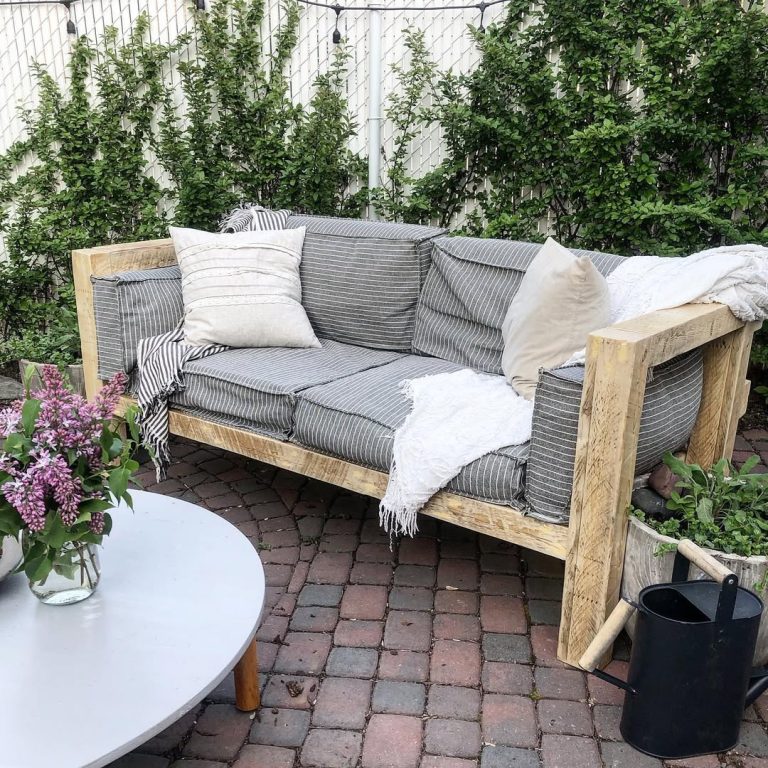 29 Outdoor Sofa Ideas for a Stylish and Cozy Patio – Modern, DIY and ...