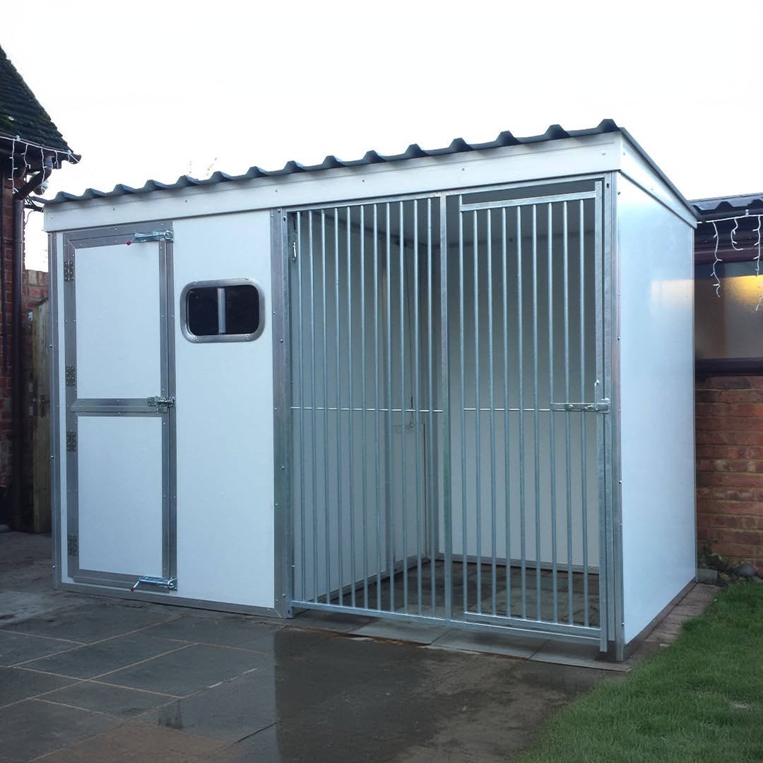 30 Dog Kennel Ideas Outdoor 2025: Best Cheap, Fancy and DIY Designs for ...