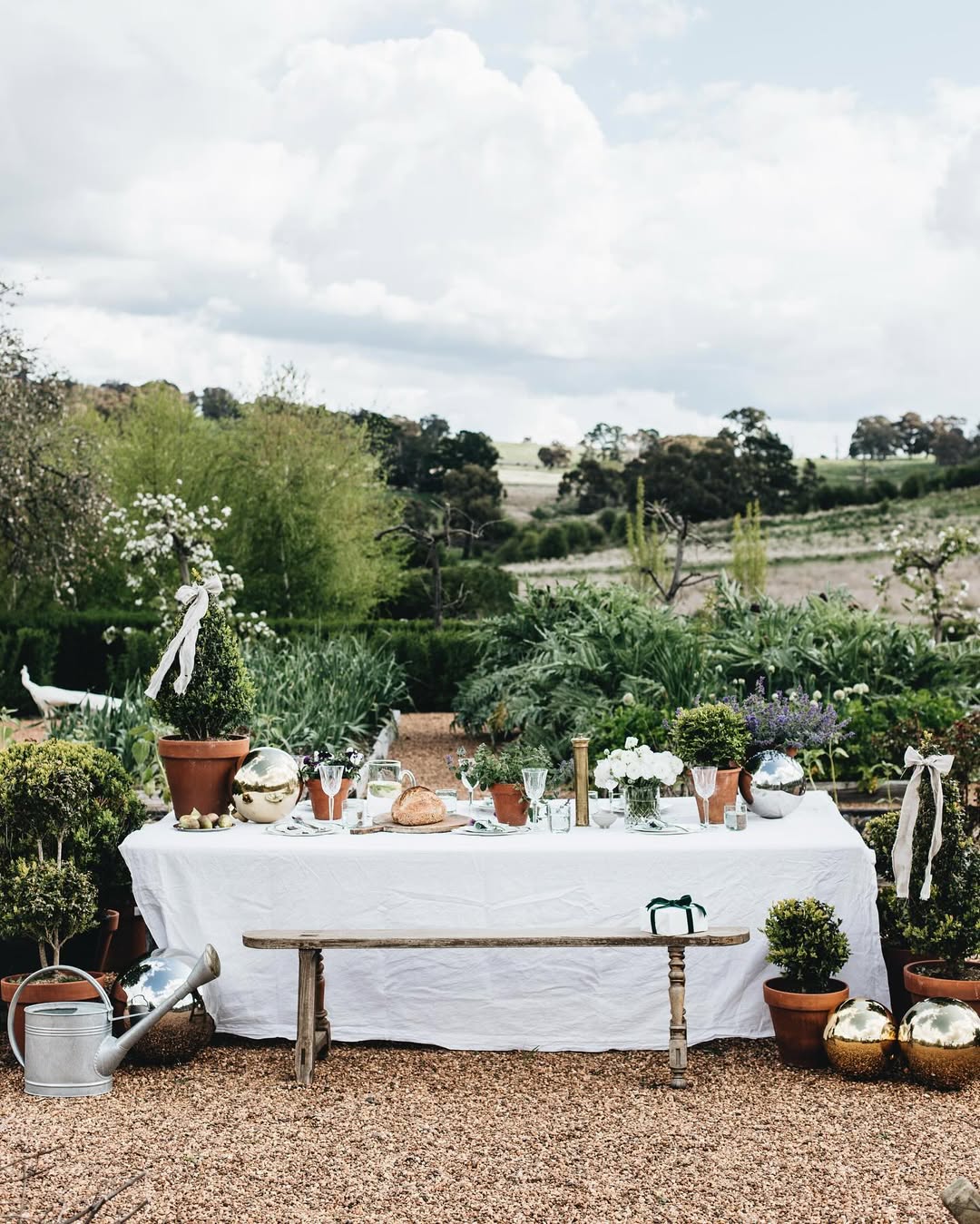 30 Outdoor Table Decor Ideas: Stylish, Rustic and Modern Setups for ...