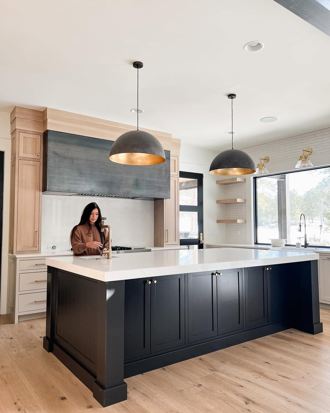 25 Kitchen Paint Colors 2025: The Best Color Combinations and Trends ...