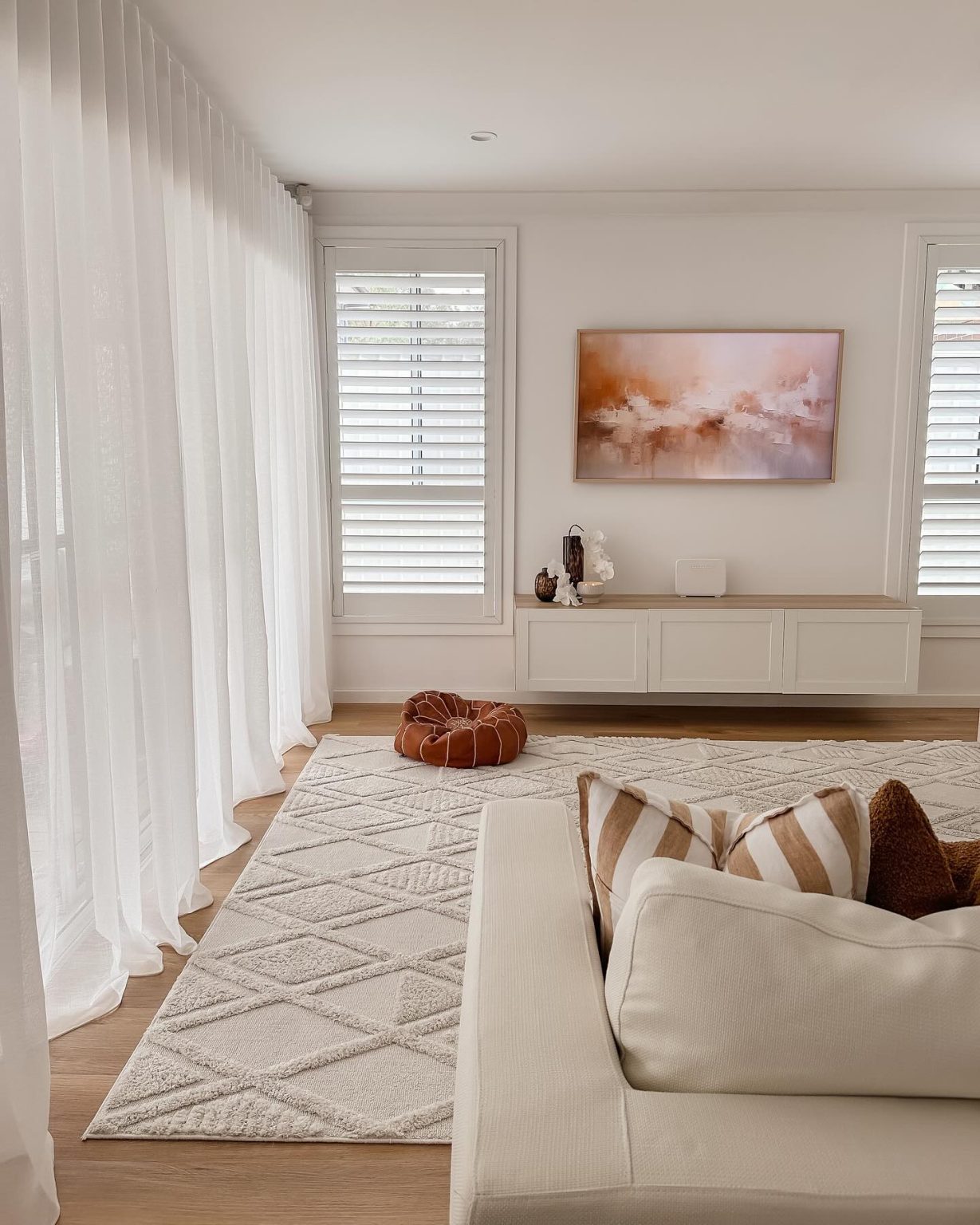 25 Living Room Colors 2025: Trendy Combinations and Stunning Palette ...