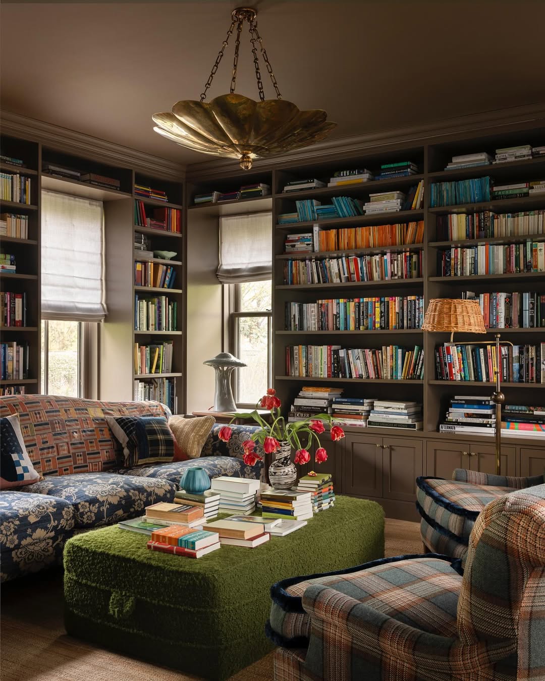 34 Unconventional Living Room Concepts That Redefine Interior Design ...