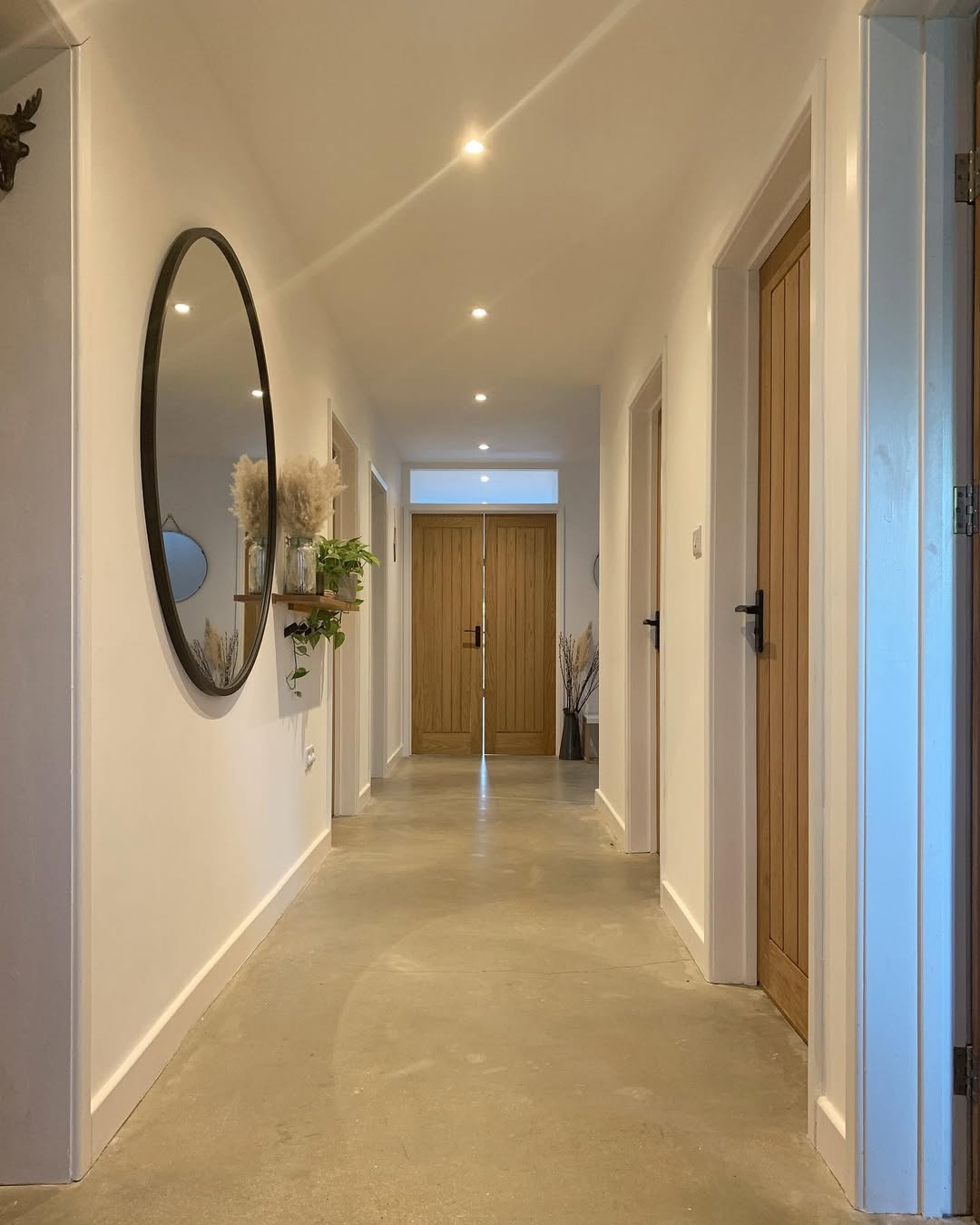 25 Long Hallway Decorating Ideas 2025 That Transform Blank Spaces into ...