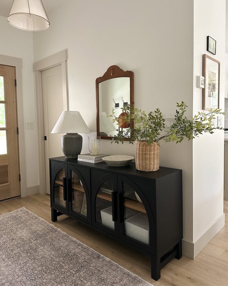 35 Small Entryway Ideas That Maximize Style and Storage in Every Corner ...