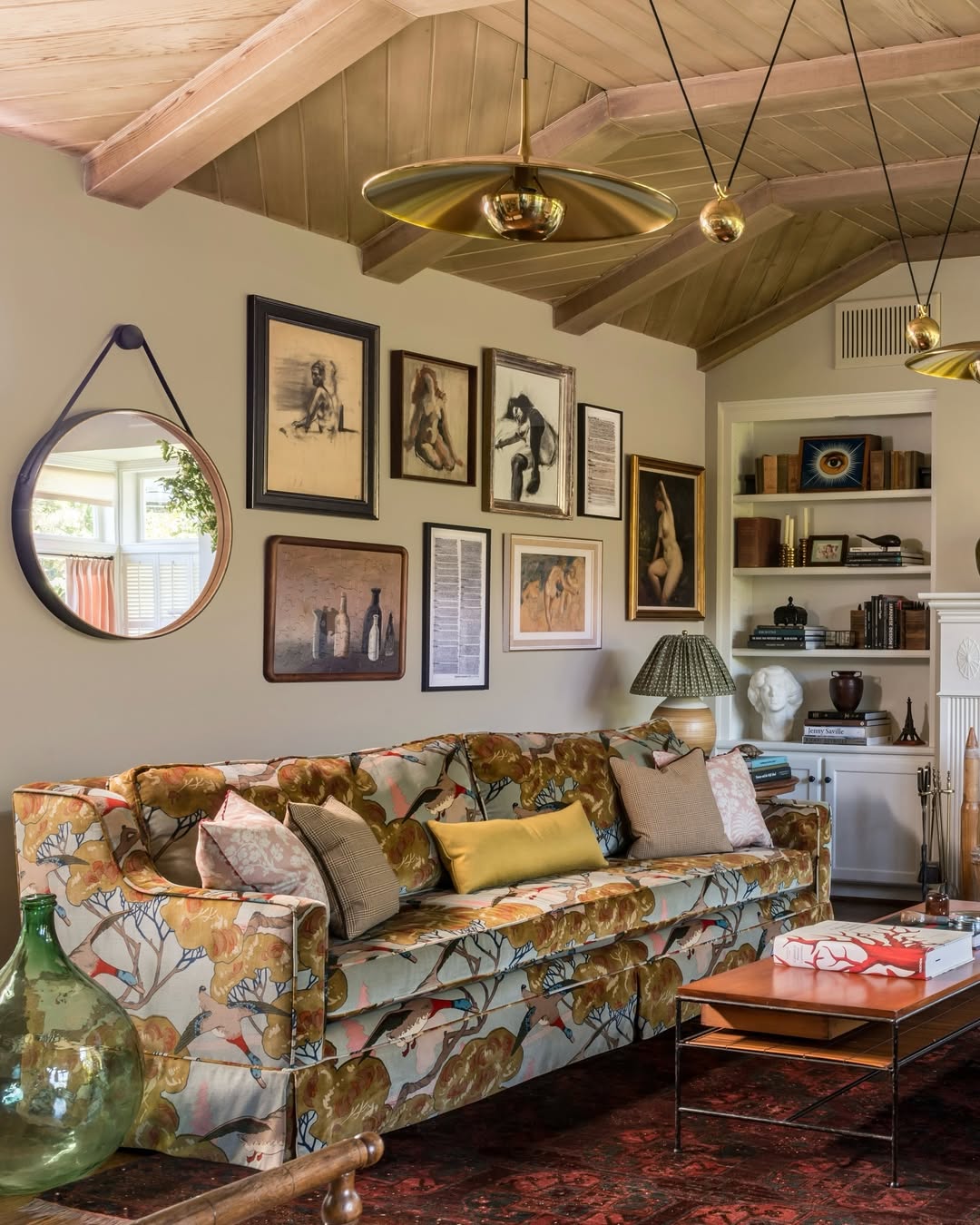 34 Unconventional Living Room Concepts That Redefine Interior Design ...