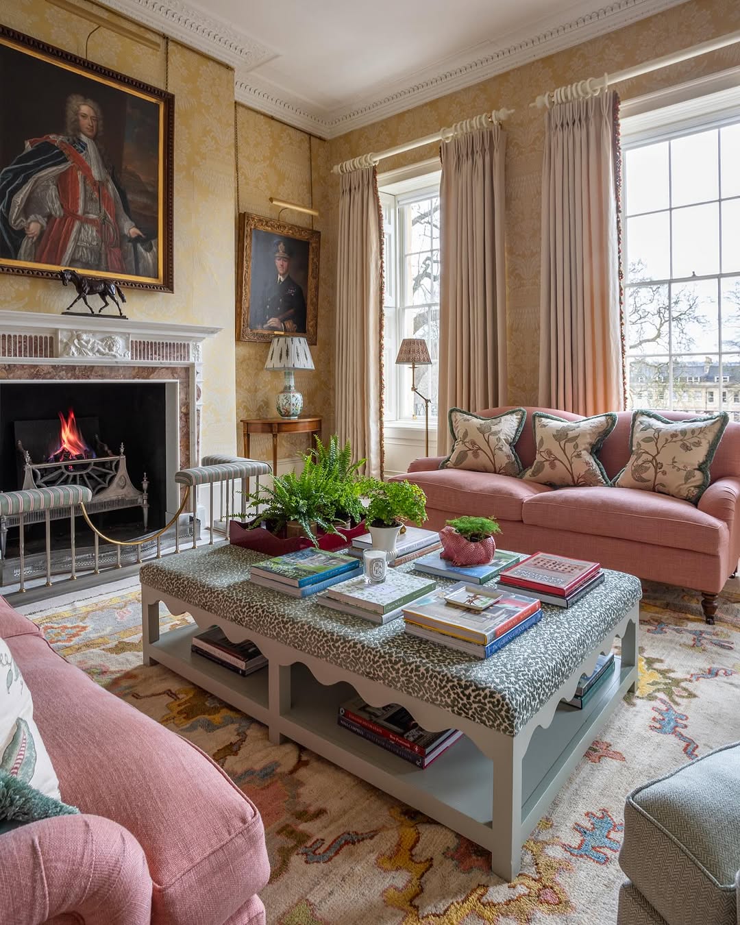 34 Unconventional Living Room Concepts That Redefine Interior Design ...