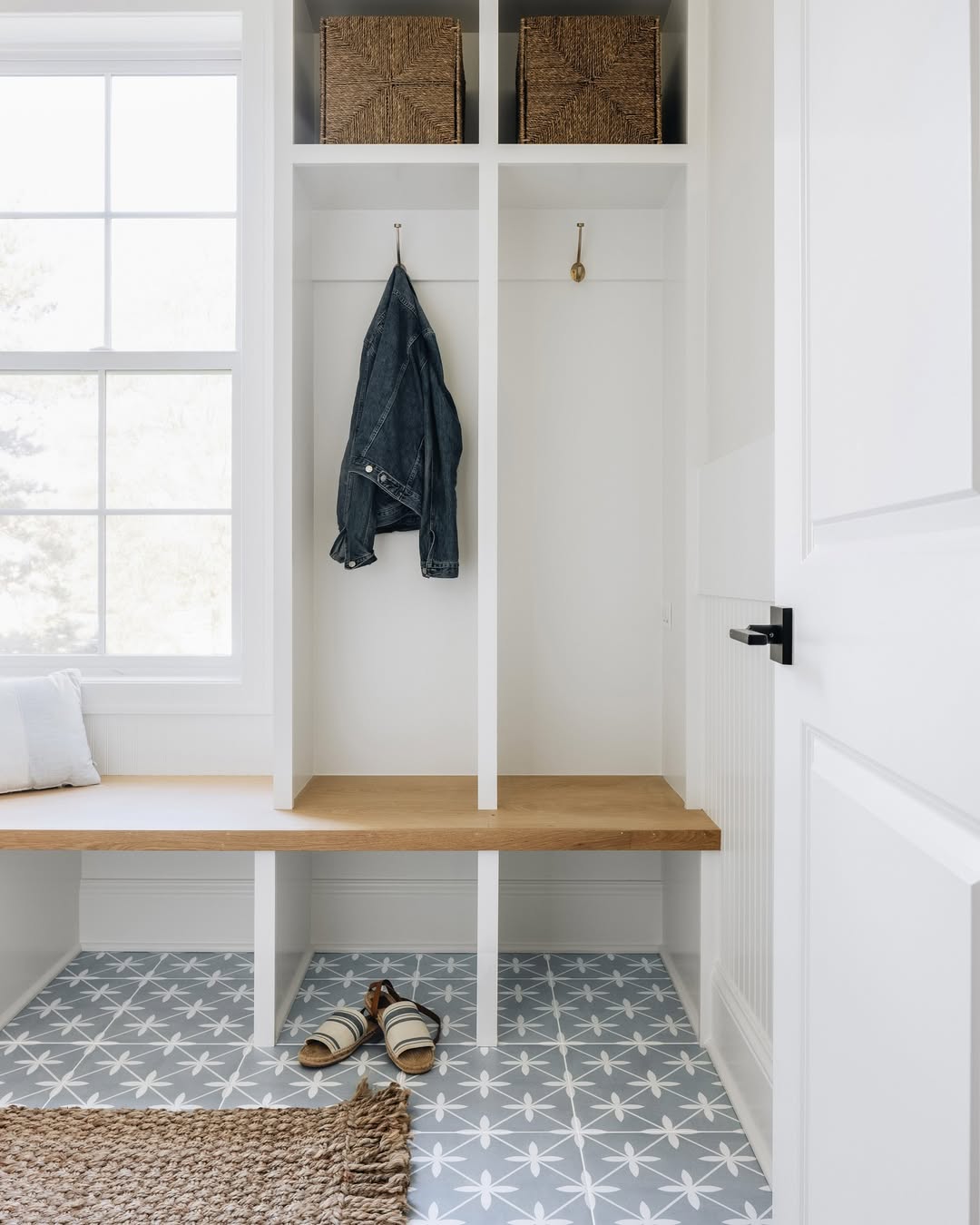 35 Small Entryway Ideas That Maximize Style and Storage in Every Corner ...
