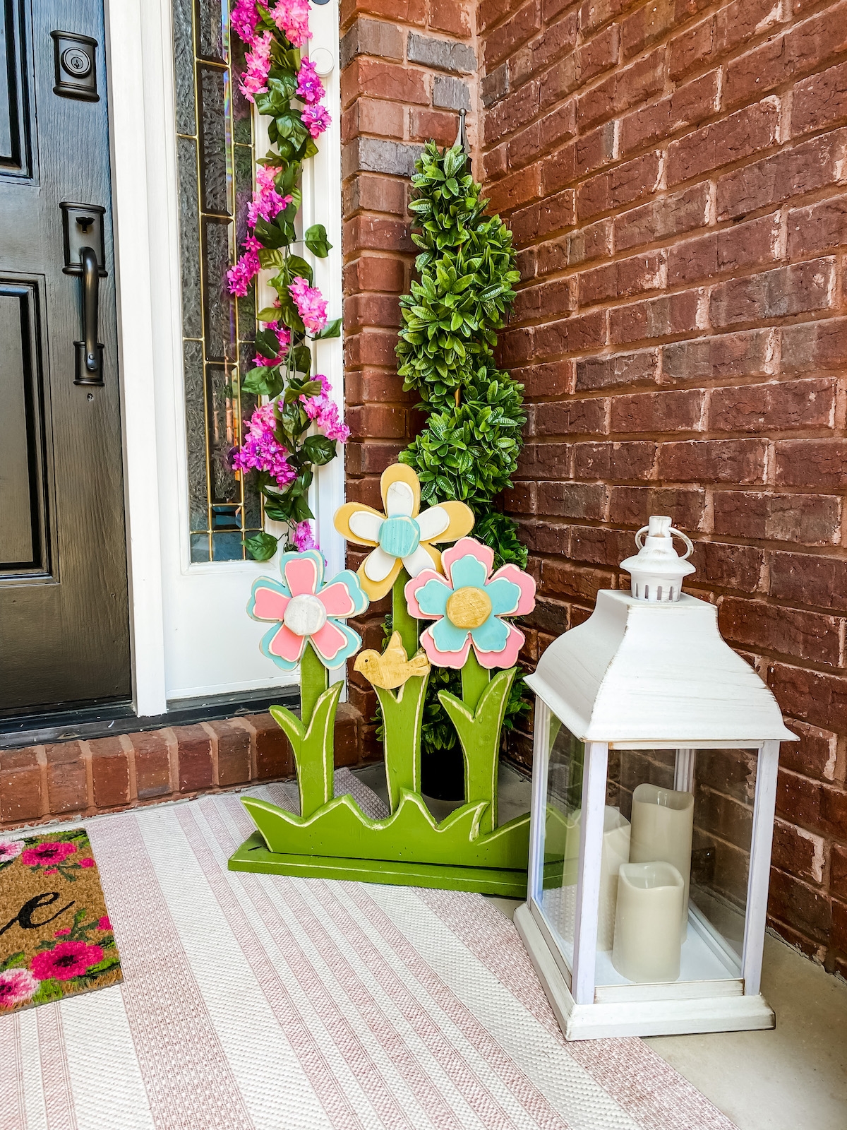 30 Spring Outdoor Decor Ideas to Refresh Your Porch & Front Doors with ...
