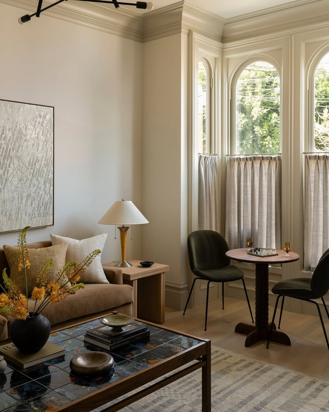 34 Unconventional Living Room Concepts That Redefine Interior Design ...