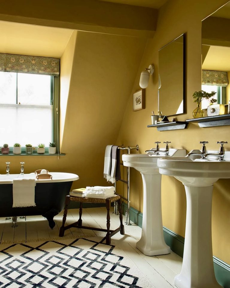 35 Yellow Bathroom Ideas That Will Instantly Brighten Your Home ...