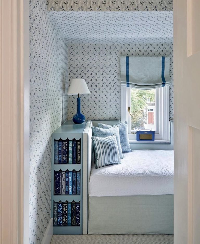 30 Tiny Bedroom Ideas That Prove Small Spaces Can Be Extremely Stylish ...