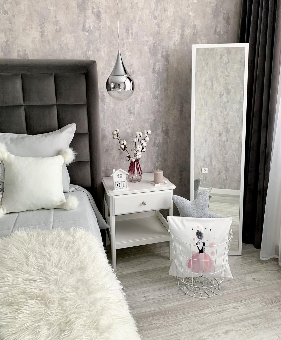 35 Gray Bedroom Ideas 2025 That Blend Cozy Vibes, Modern Aesthetic, and ...