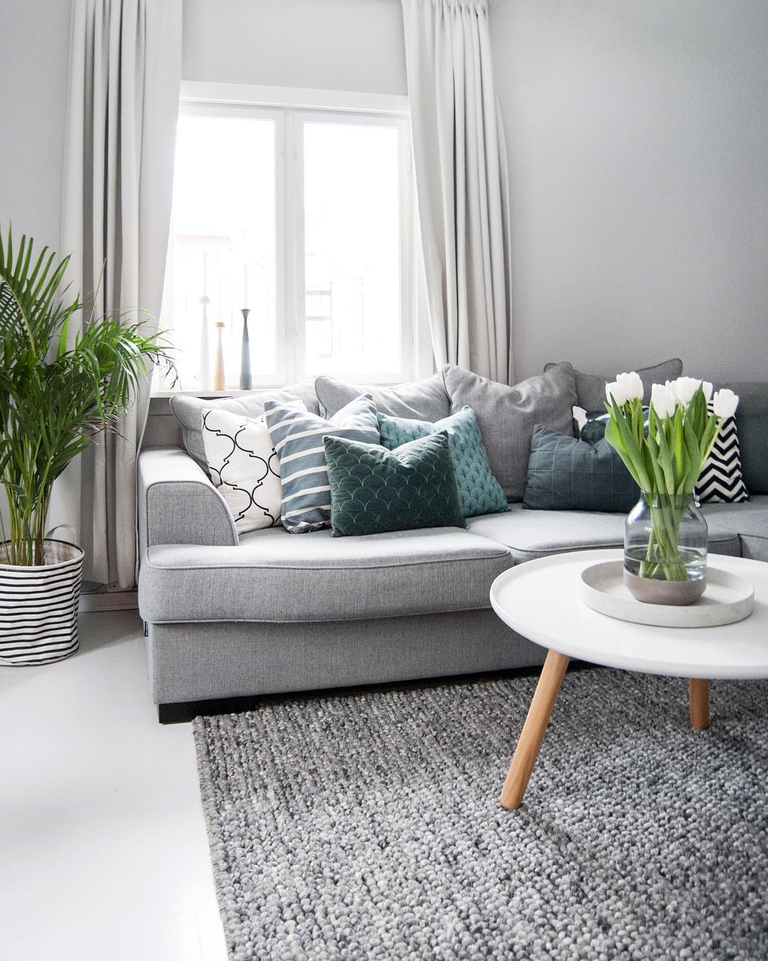 25 Gray Living Room Ideas 2025 That Mix Style, Comfort and a Pop of ...