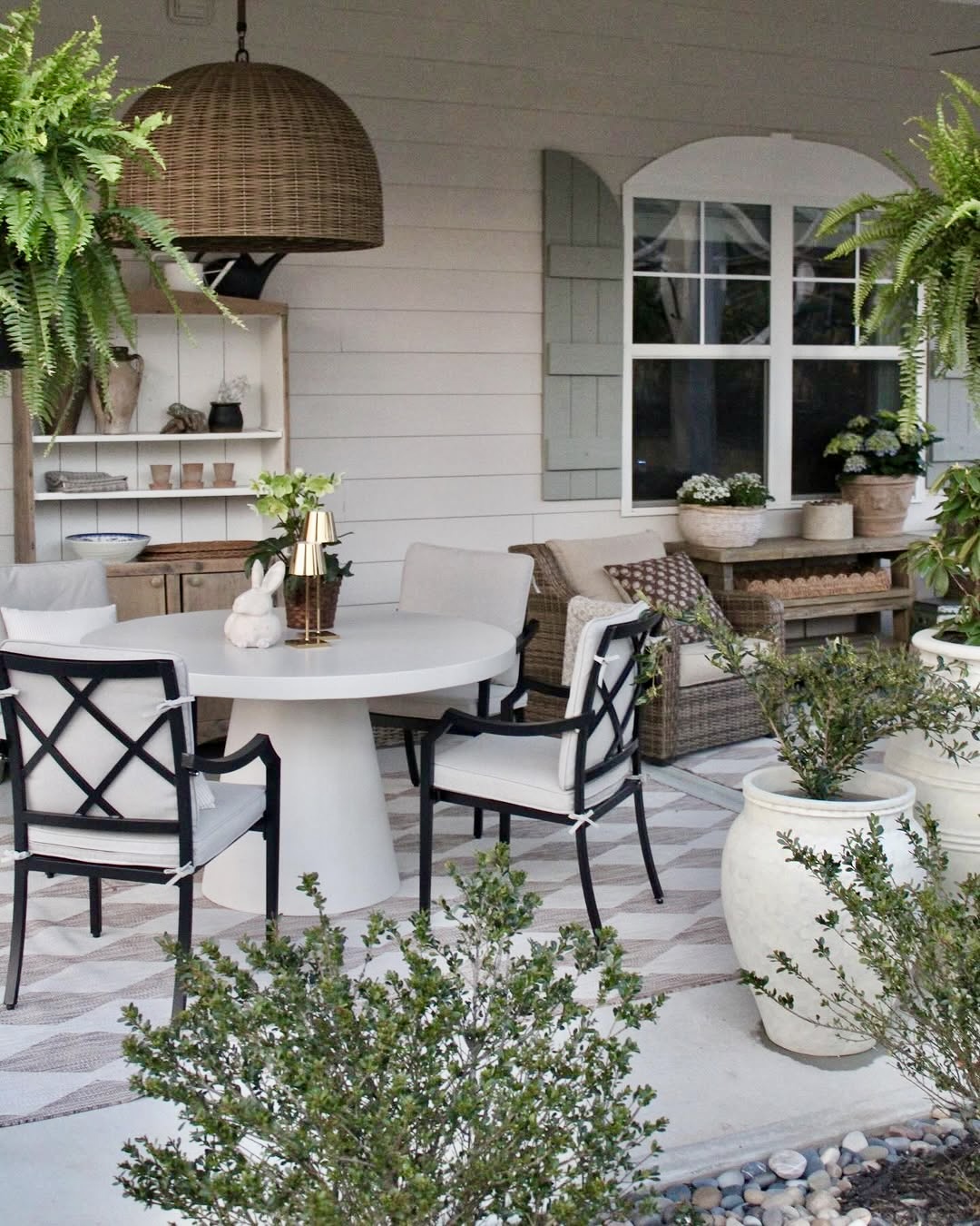 25 Patio Table Ideas 2025 That Will Instantly Upgrade Your Outdoor ...