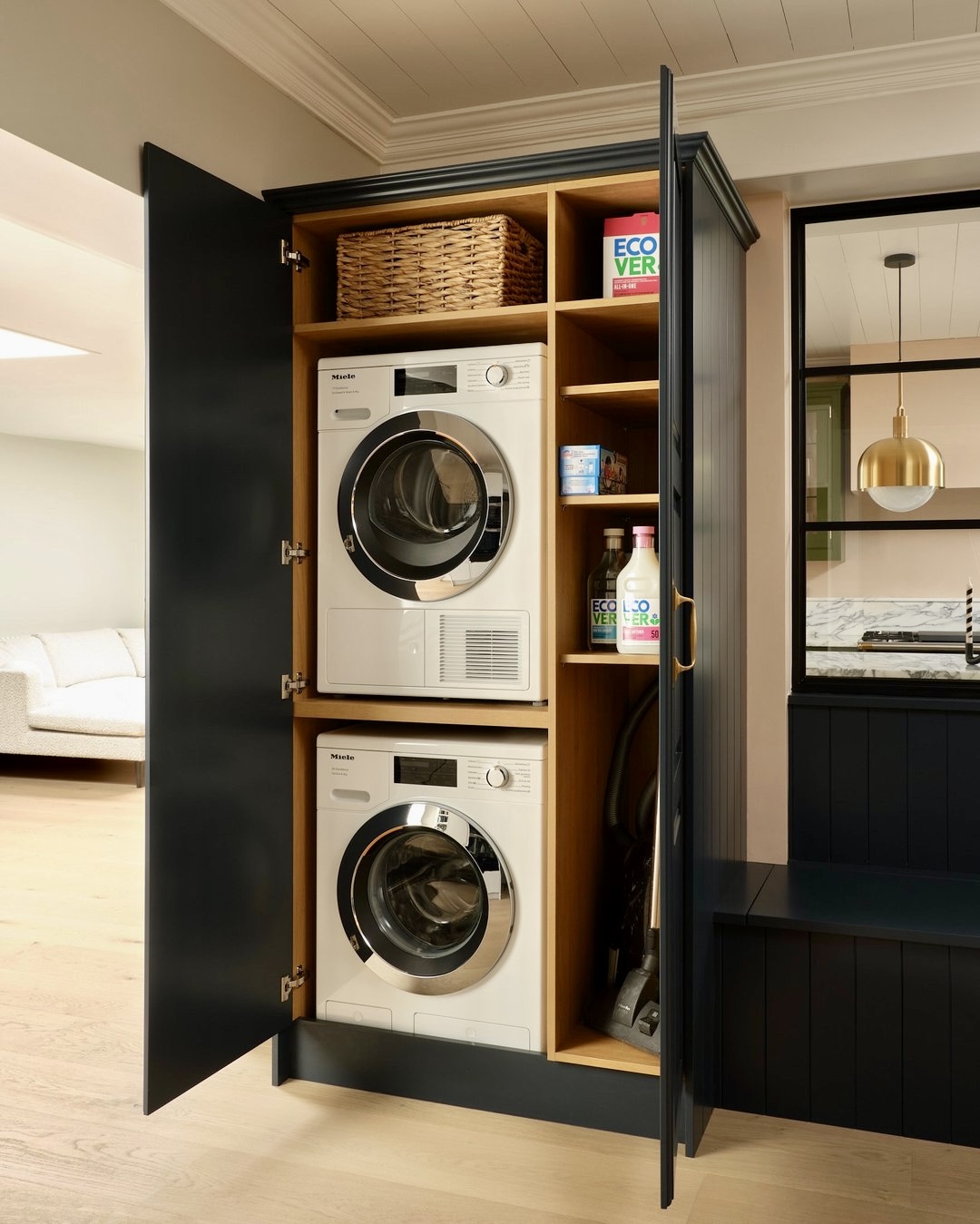 35 Laundry Room Cabinets and Shelves to Transform Your Space with Smart ...